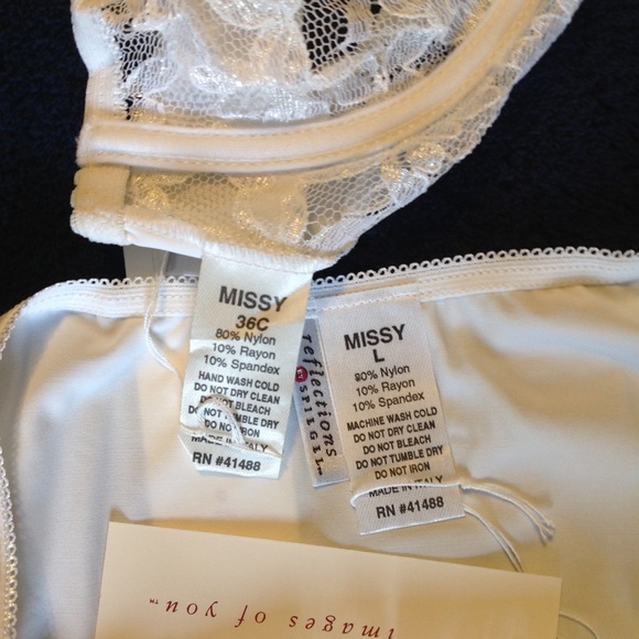 Spiegel | Intimates & Sleepwear | White Bra And Panty Set | Poshmark